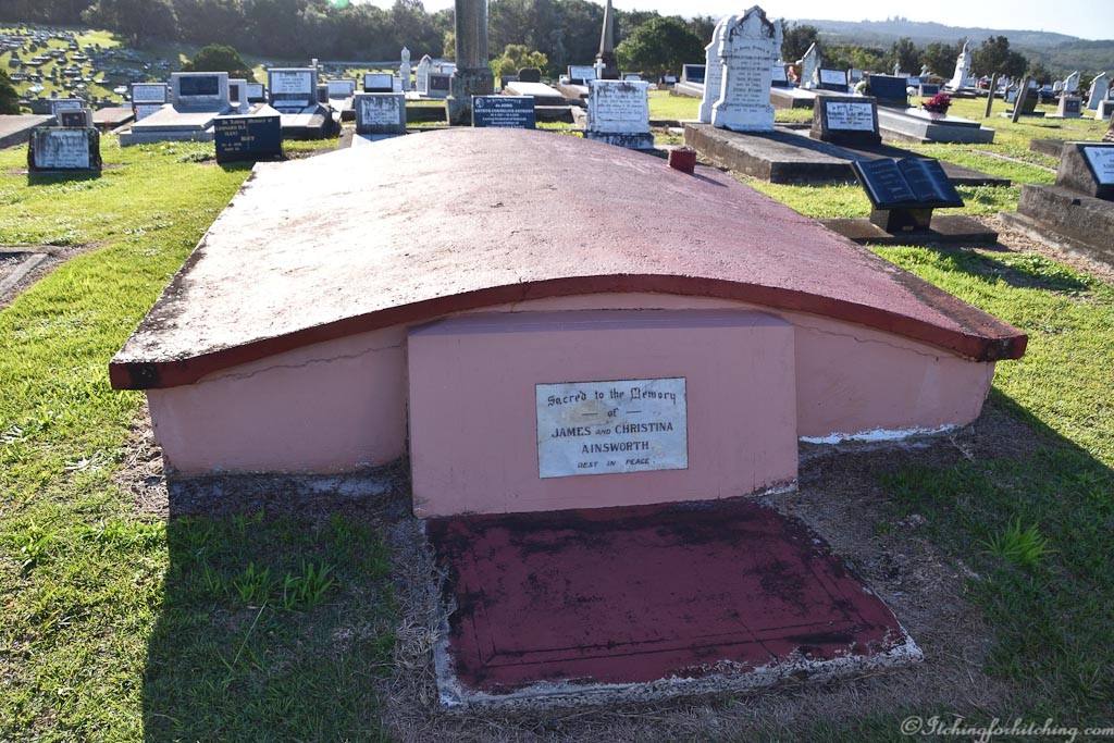 Cemetery Curiosities – itchingforhitching